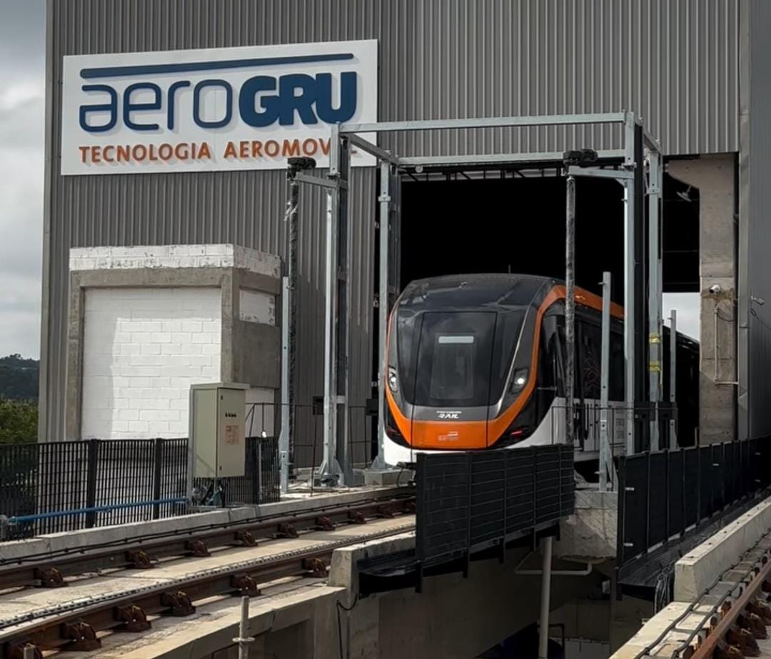 Terceiro trem do Aeromóvel de Guarulhos entra em comissionamento